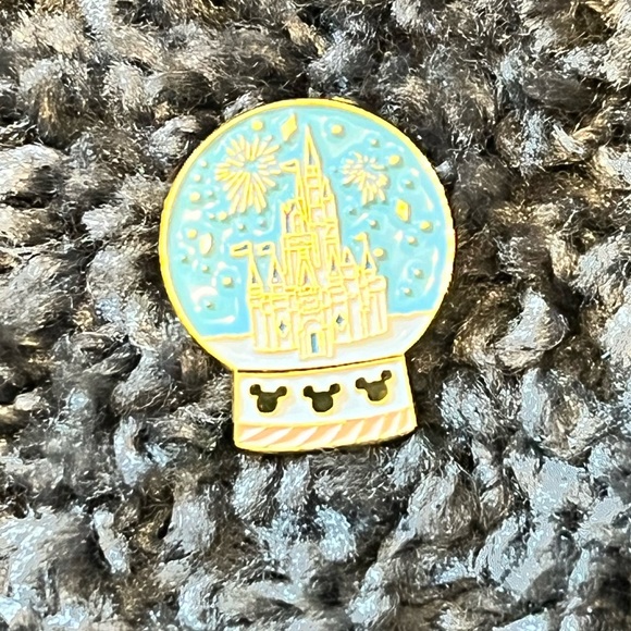 Jewelry | Disney Trading Pin Castle Disneyworld Fireworks Mickey Mouse ...